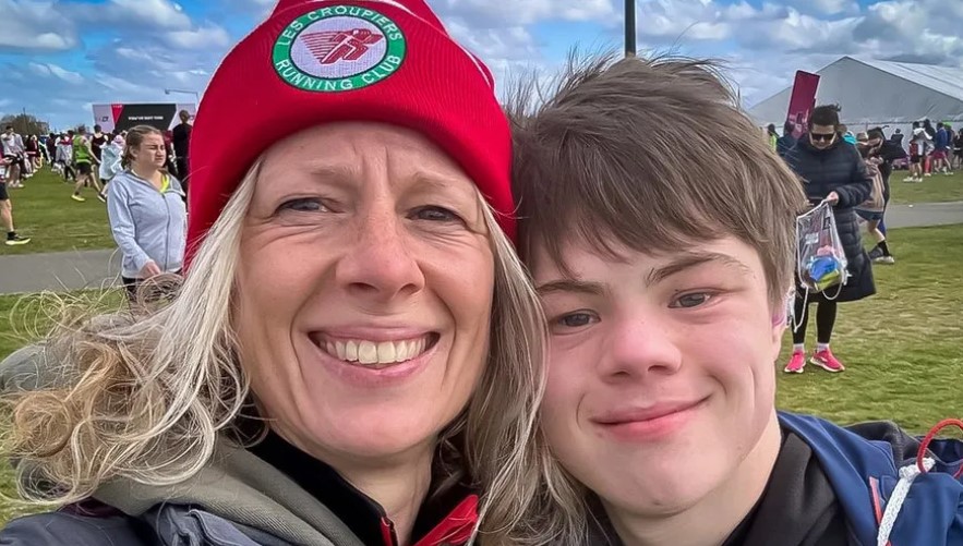 Teenager with Down’s Syndrome makes history in London Marathon