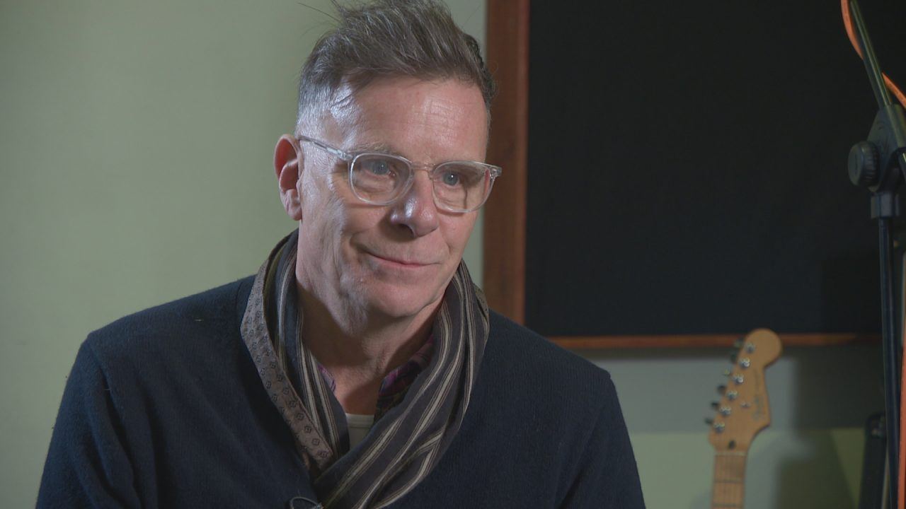 Deacon Blue singer supports music charity