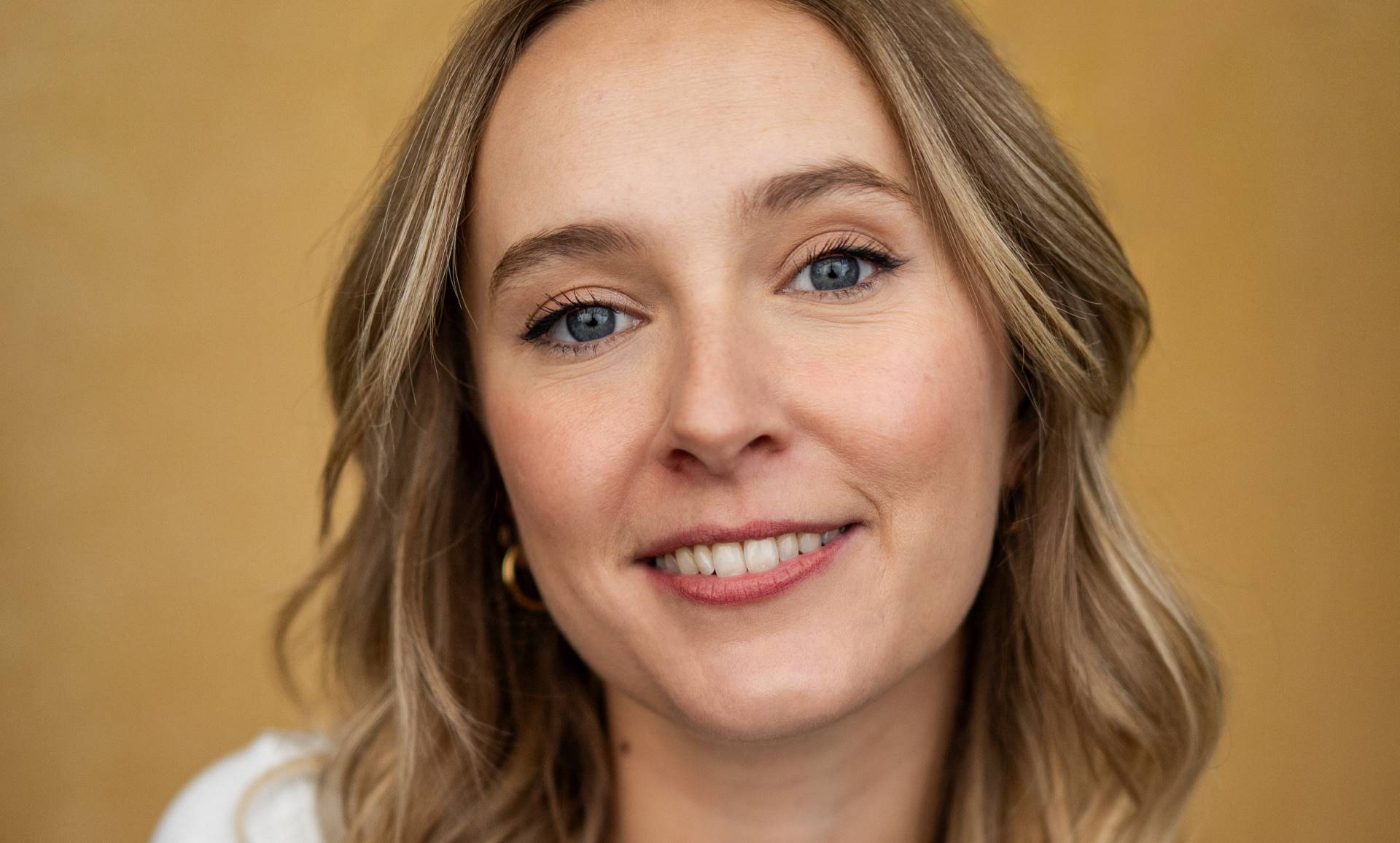 Rose Ayling-Ellis teaches older generation sign language in BBC mini-series