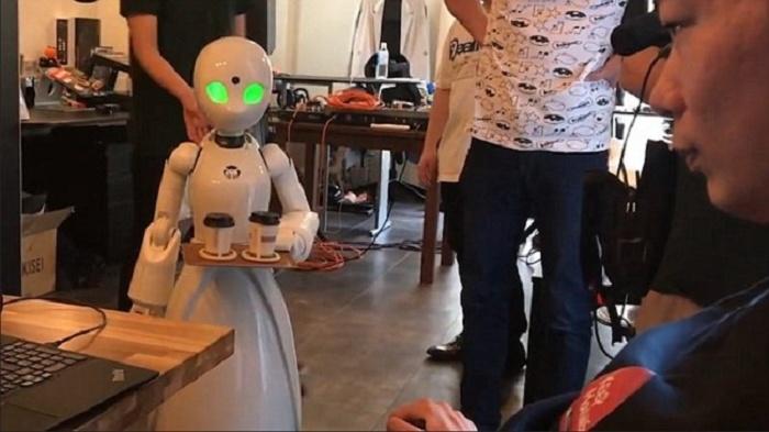 Café launches with robots controlled by disabled people
